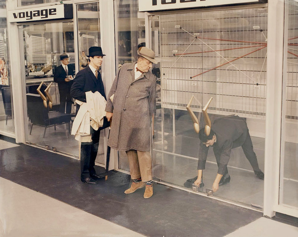 Playtime Original 1967 French Scene Card - Posteritati Movie Poster Gallery